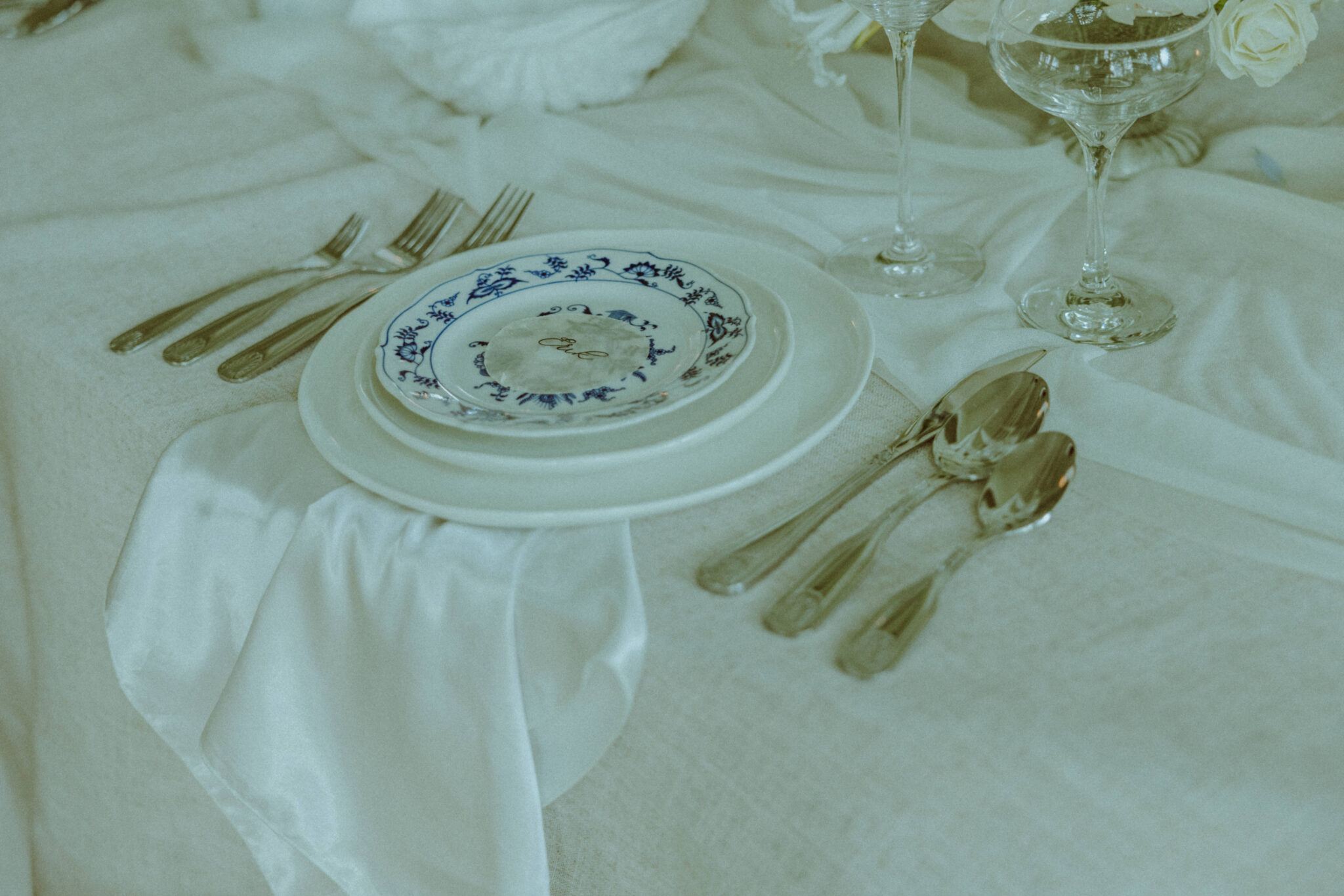 Vintage Luxury Destination Elopement | Esther Rohr Photography